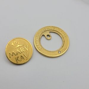 Jewelry | Vintage Gold Tone Mary Kay Lapel Pin | Poshmark
